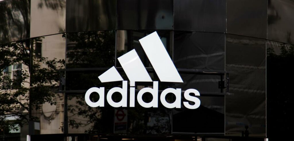 Adidas – Ein Weltunternehmen und seine Bedeutung in der Industrie